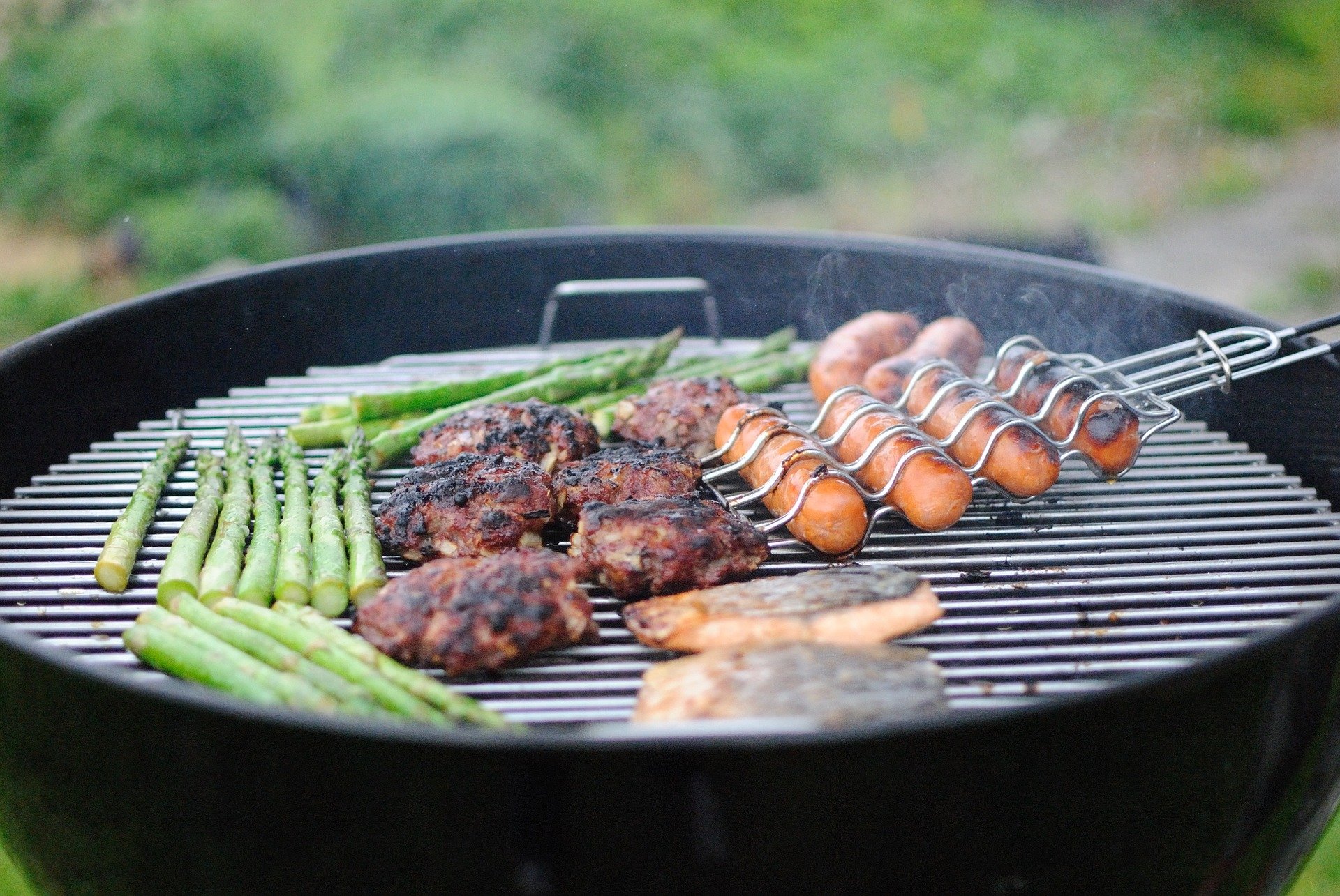 Mau Barbeque di Rumah? Intip Rekomendasi Panggangan yang Bisa Dicoba ...