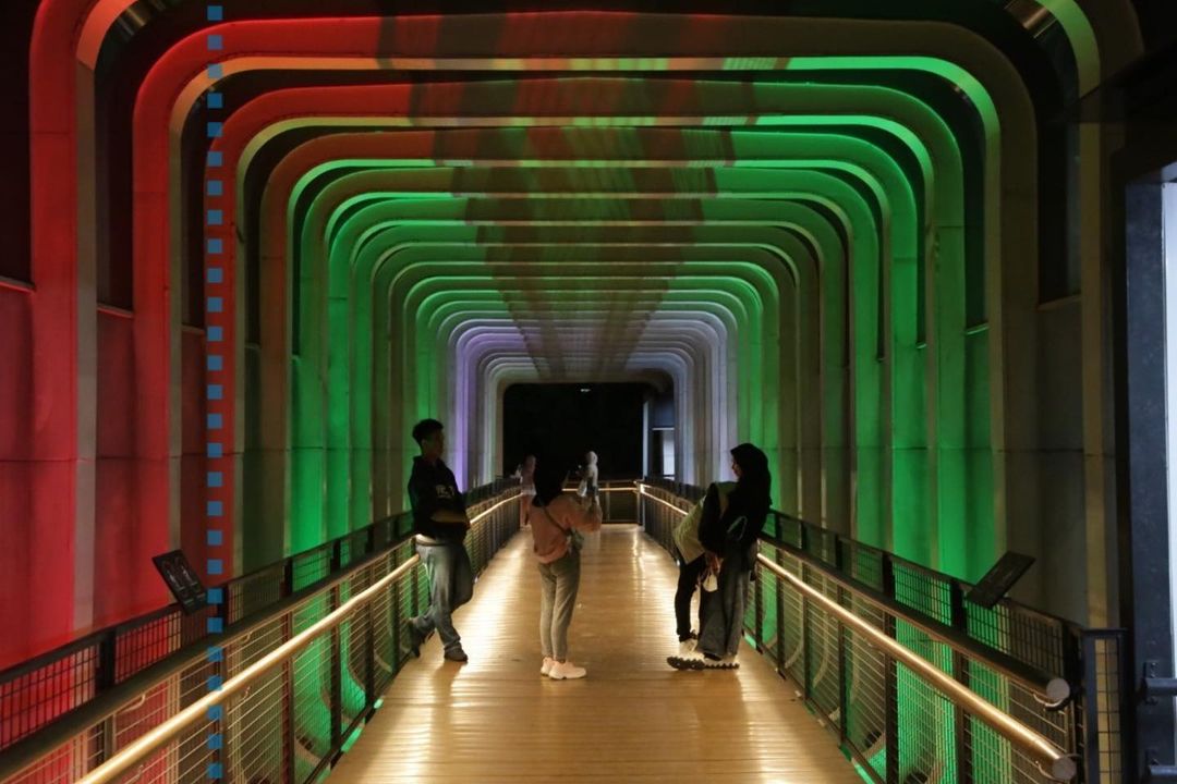Tujuan Anies Baswedan Pasang Warna Lampu Palestina Di Jembatan ...