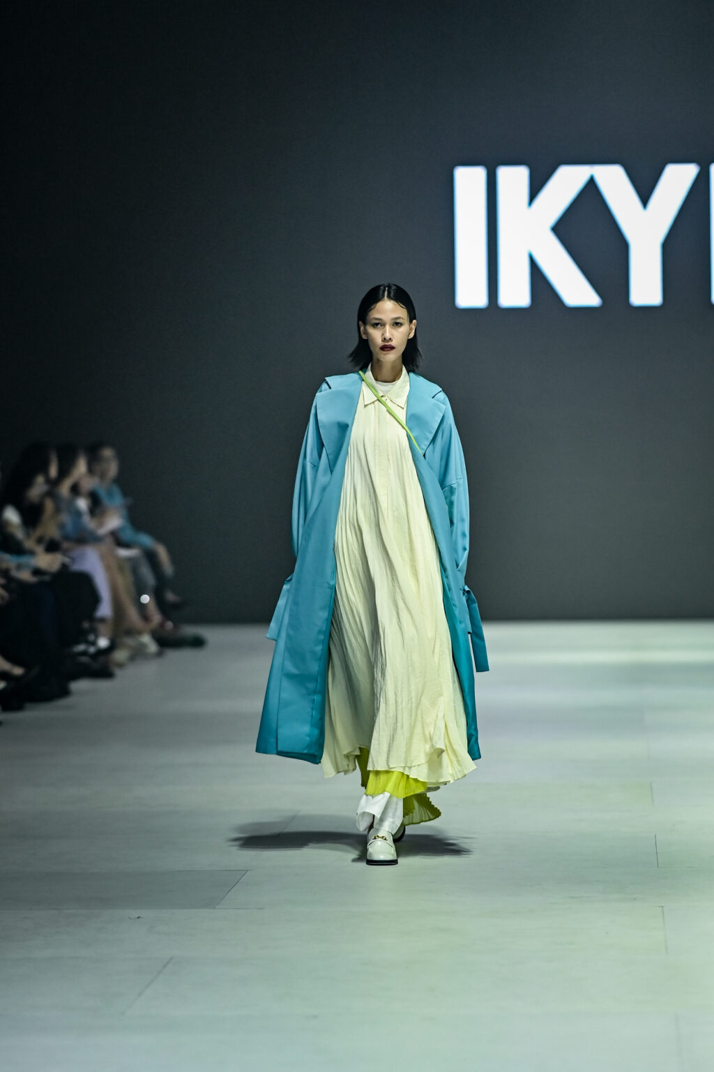 Tren Perpaduan Warna Terbaru Koleksi Modest Fashion dari Panggung JFW ...