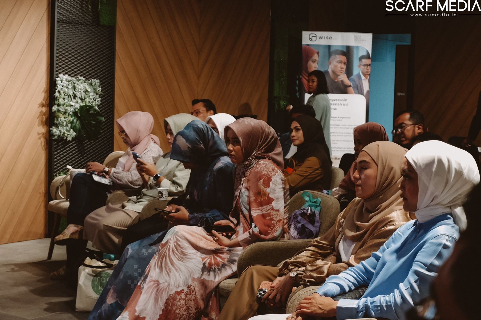 Scarf Media Business Gathering Batch 5 Ulas Tuntas Bisnis Generasi ...